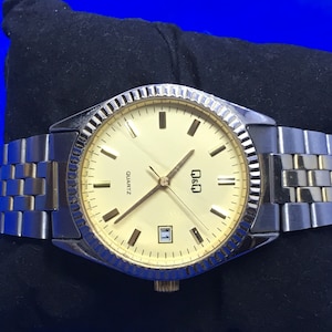 Men's Fashion Watch Q&Q Quartz Movement Men's Watch With Date - Etsy