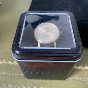 Vintage Mens Gold Plated Systema Extra Flat Incabloc Date Wrist Watch ...