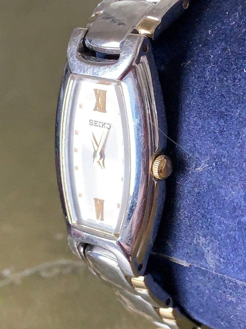 Seiko Ladies Rectangular Quartz Watch 1N00 0FR0 - Etsy