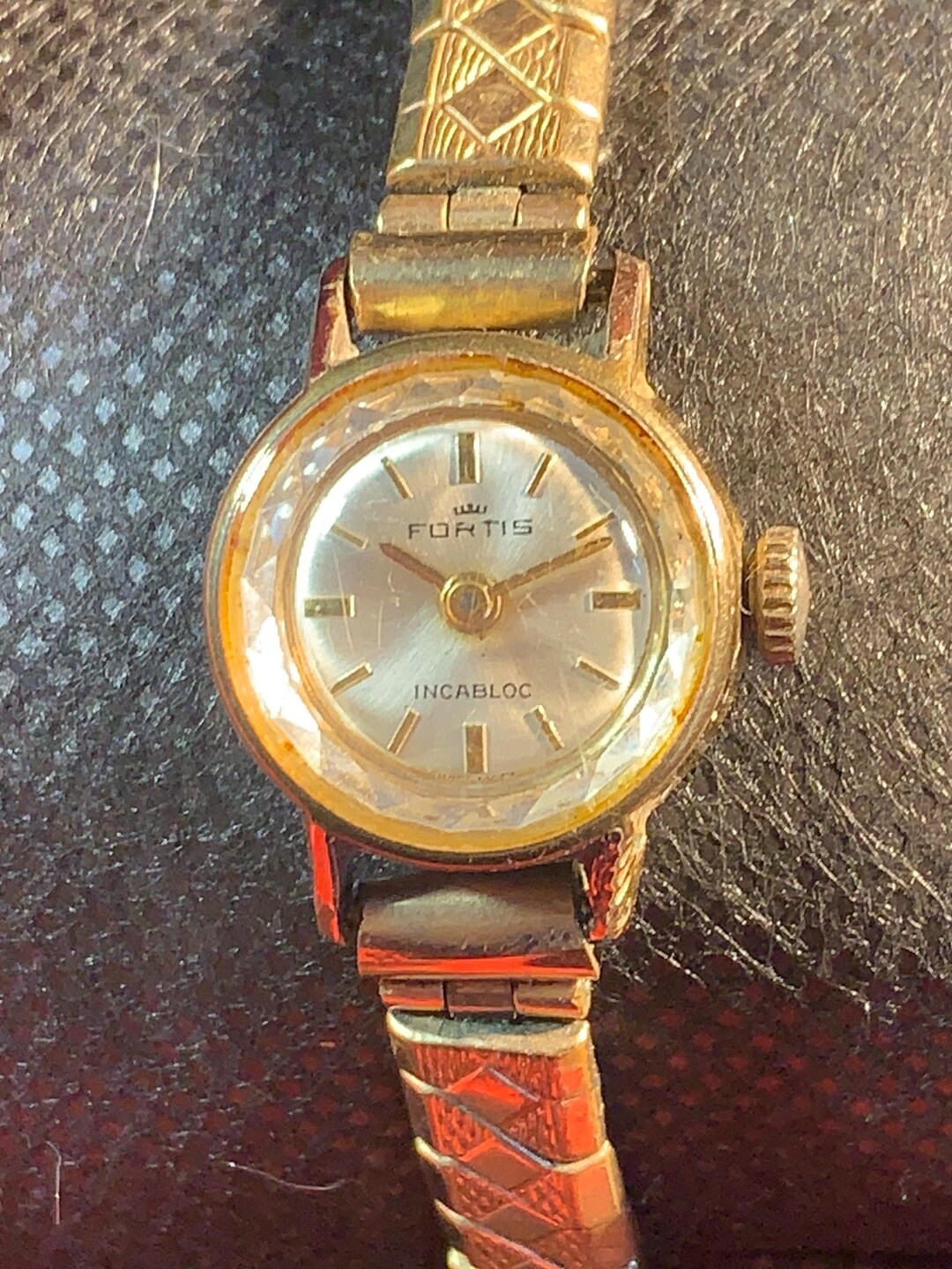 Very Petite 1960's Fortus Swiss Made 17 Jewel Ladies Watch on an ...