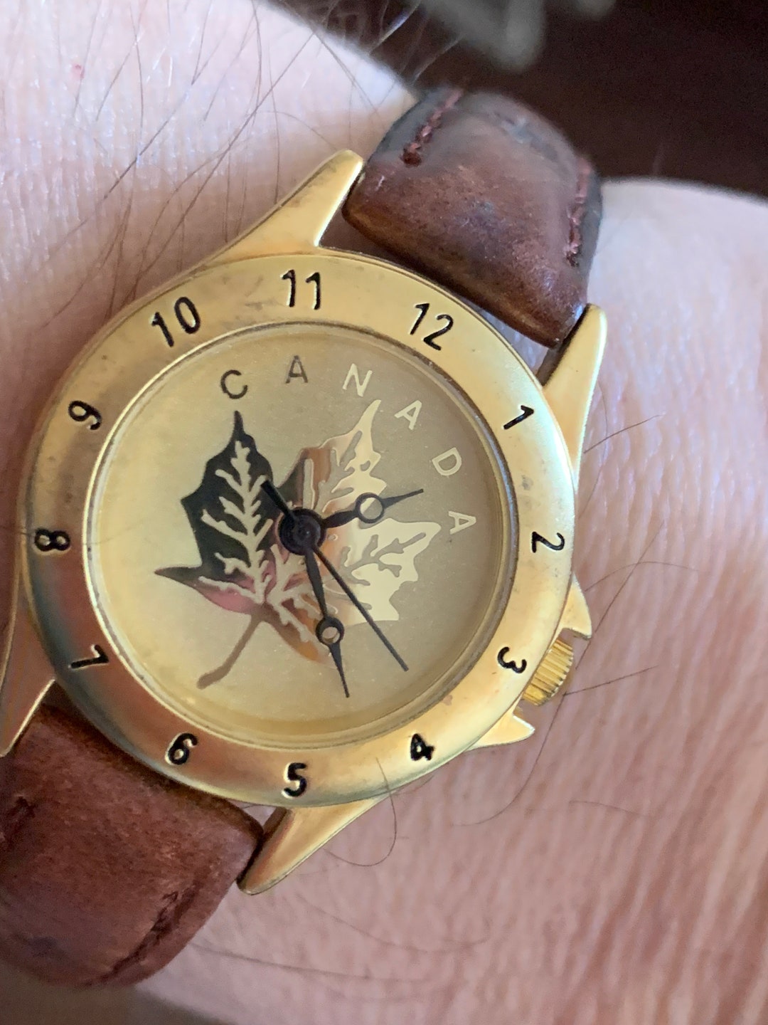 Beautiful Gold Tone Canada Ladies Watch With Maple Leaf Design - Etsy