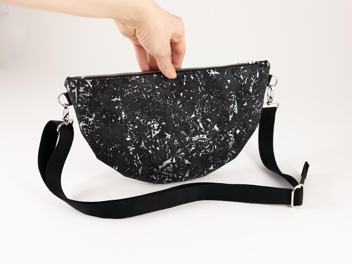 Moon Bag Cork Black Silver - Half-moon Bag - Round Handbag With Zipper ...