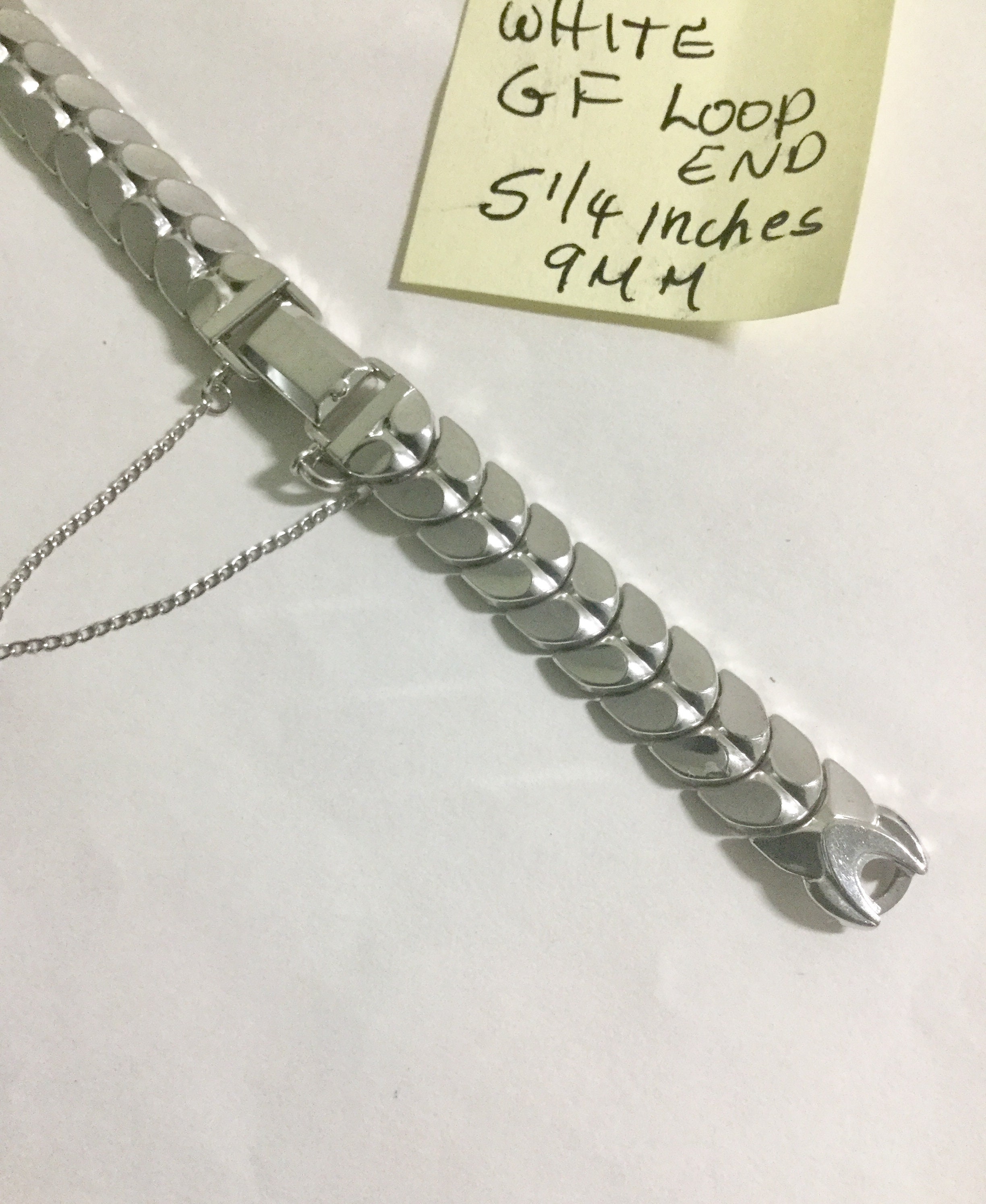 1950s Ladys JB White Gold Filled Loop End Band 5 1/4 inches 9mm