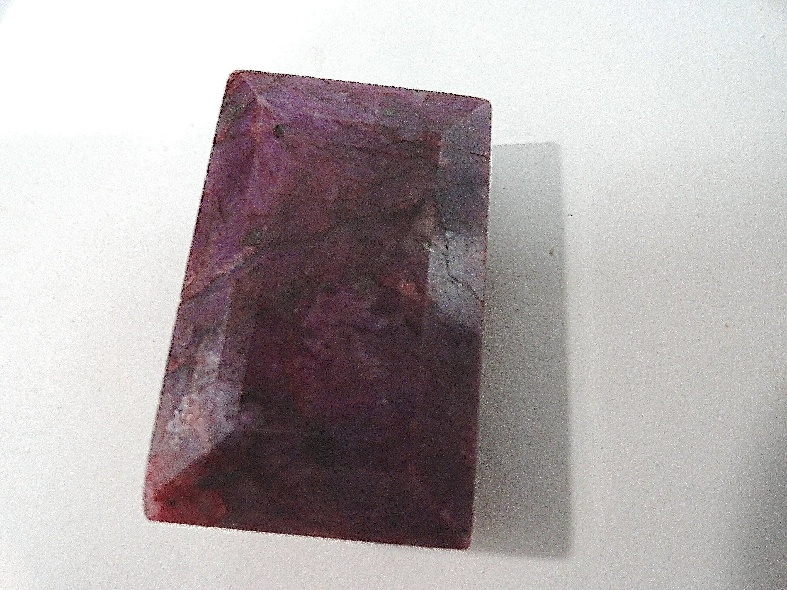 Untreated Natural Red Ruby Gemstone 138 Ct 34mm by 37mm by 15mm