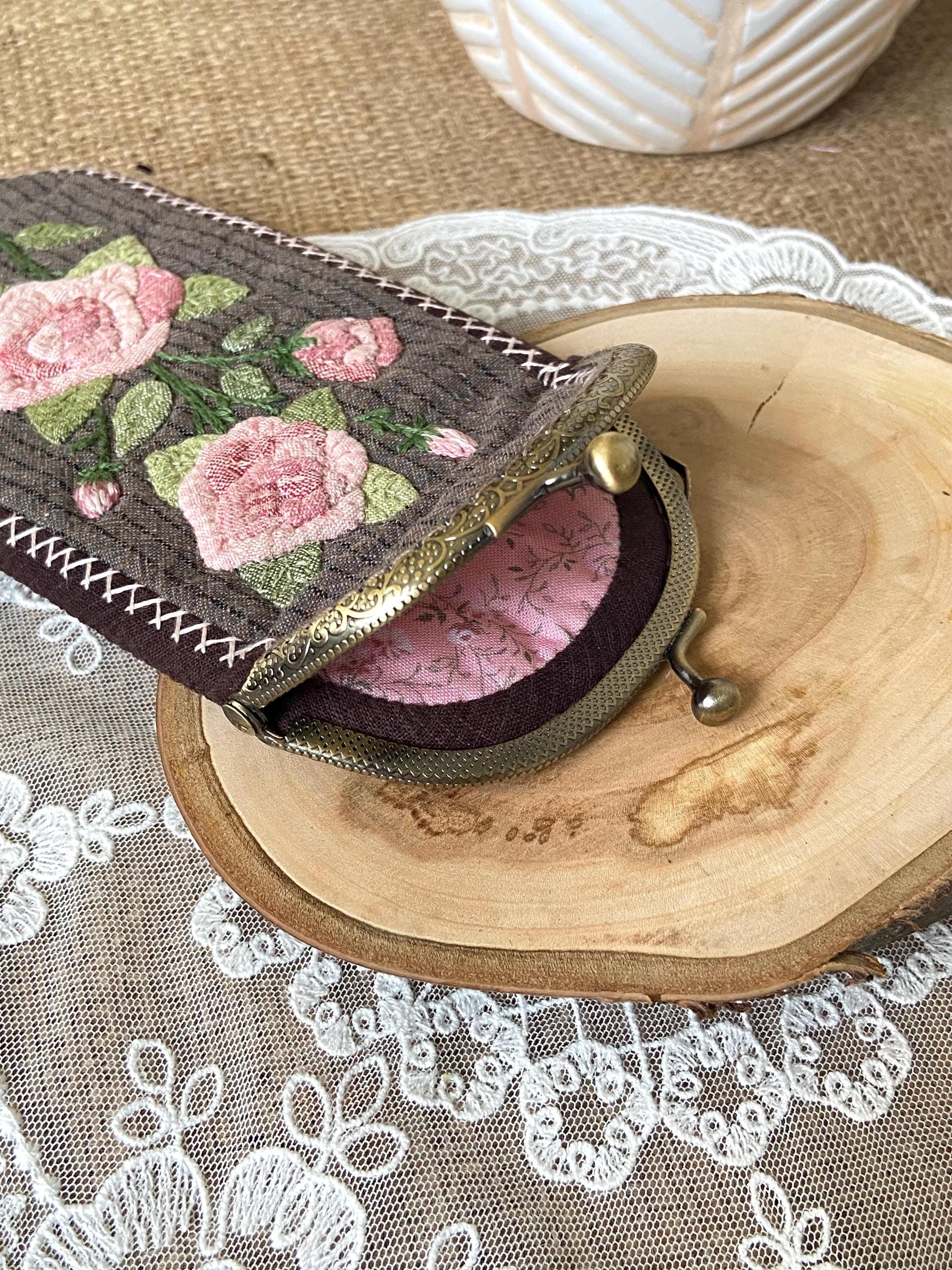 Patchwork Glasses Case Roses Handmade Quilted Eyeglass Case Quilted ...