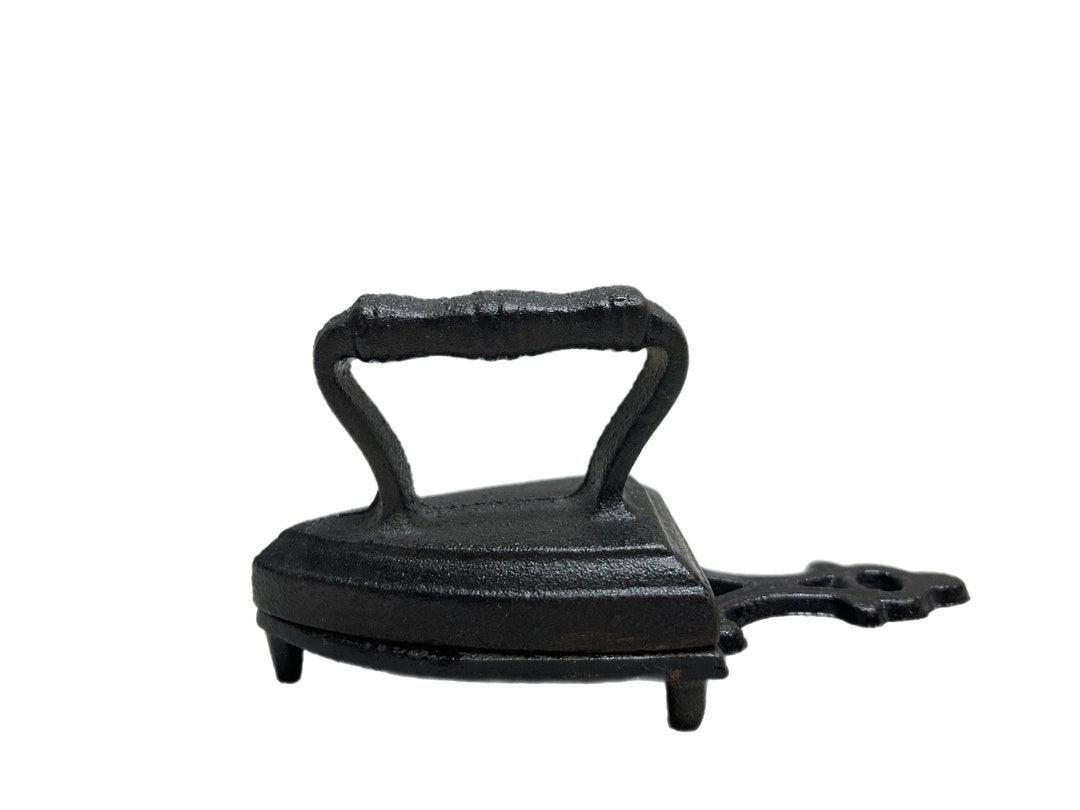 1940s Black Miniature Cast Iron Toy Iron and Trivet - Etsy