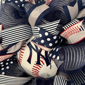 Yankees Wreath, New York Yankees Wreath, Yankees Decor, NYY Wreath ...