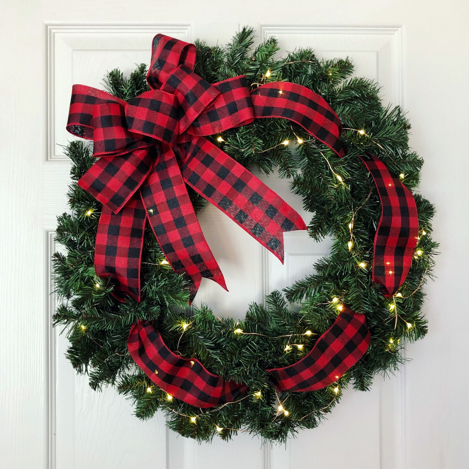 buffalo-plaid-christmas-wreath-buffalo-plaid-evergreen-wreath-mini