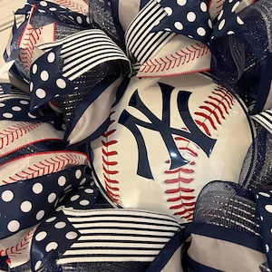 Yankees Wreath, New York Yankees Wreath, Yankees Decor, NYY Wreath ...