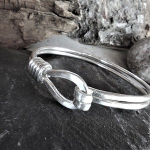 Minimalist Silver Bracelet - Hammered Sterling Silver Bangle - Loop and ...