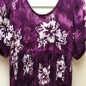 Vintage Pineapple Moon Sz L Purple & White Hawaiian Floral Print Empire ...