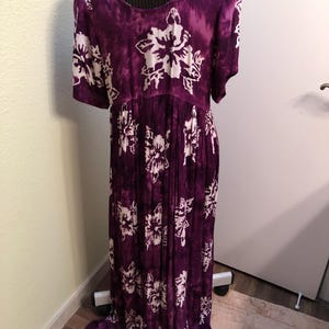 Vintage Pineapple Moon Sz L Purple & White Hawaiian Floral Print Empire ...