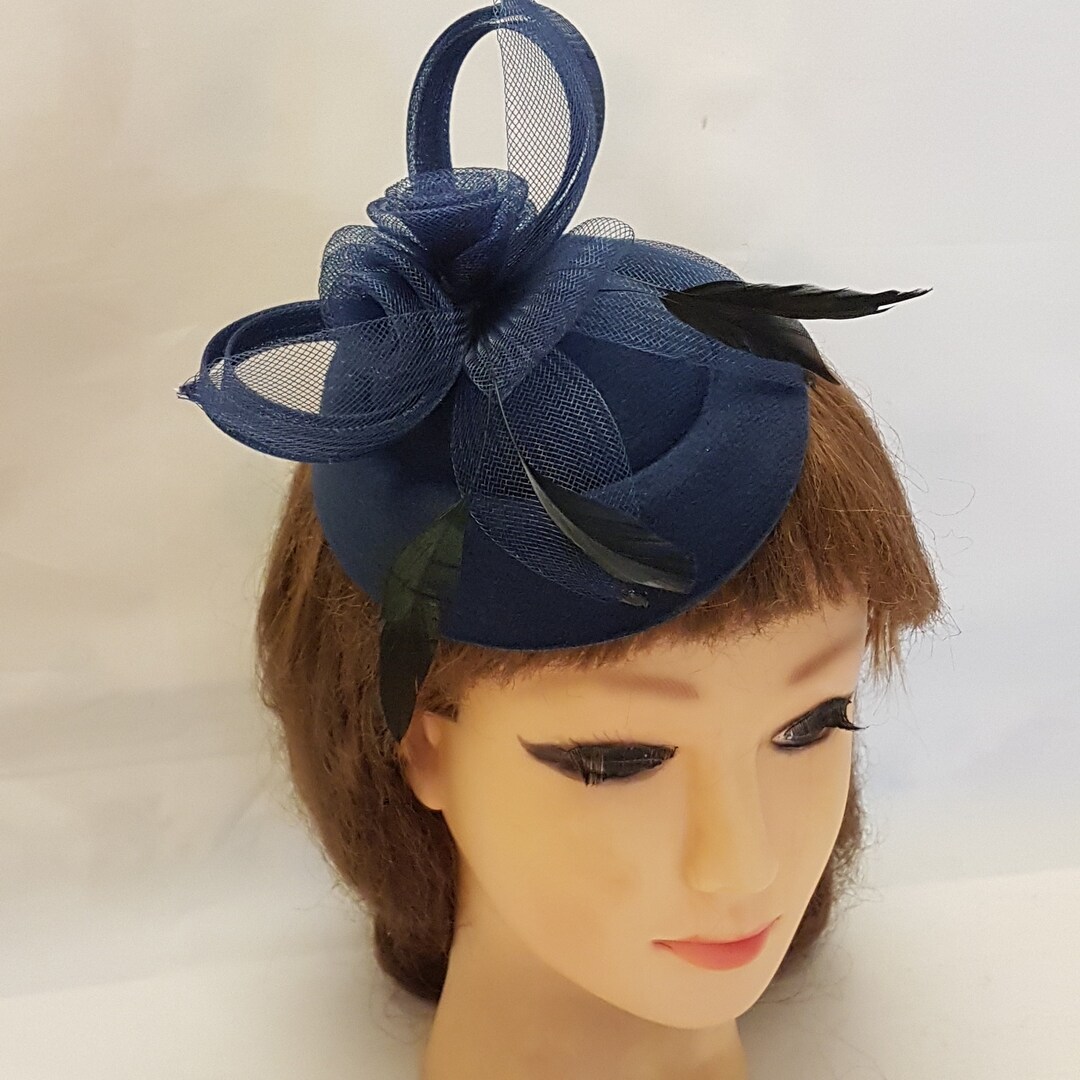 NAVY BLUE FASCINATOR, 40s 50s Navy Blue Hat Fascinator #blue Feather ...