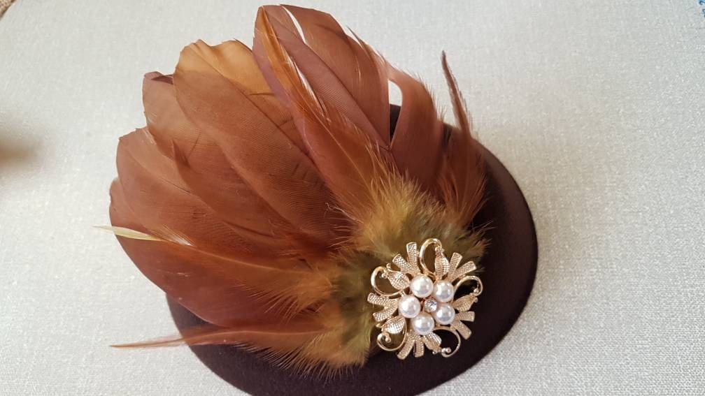 BROWN FASCINATOR 40s 50s Brown Hat Fascinator brown Feather - Etsy