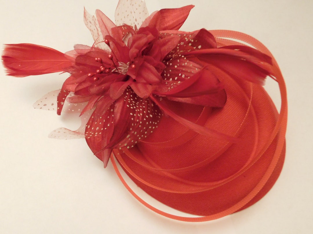 RED FASCINATOR, 40s 50s RED Hat Fascinator #red Feather Hat Fascinator ...
