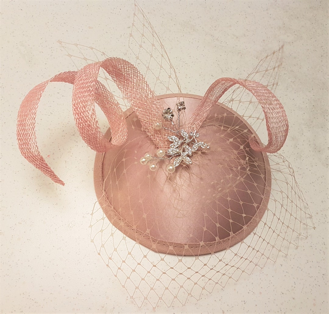 PINK FASCINATOR, Shade of Blush Pink ROSE Hat Fascinator Sinamy Satin ...