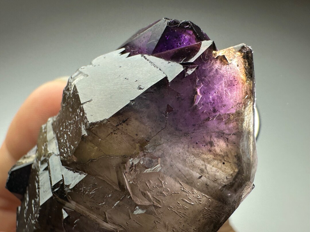 2023 Australian Amethyst From Pilbara Western Australia Wyloo Smoky ...