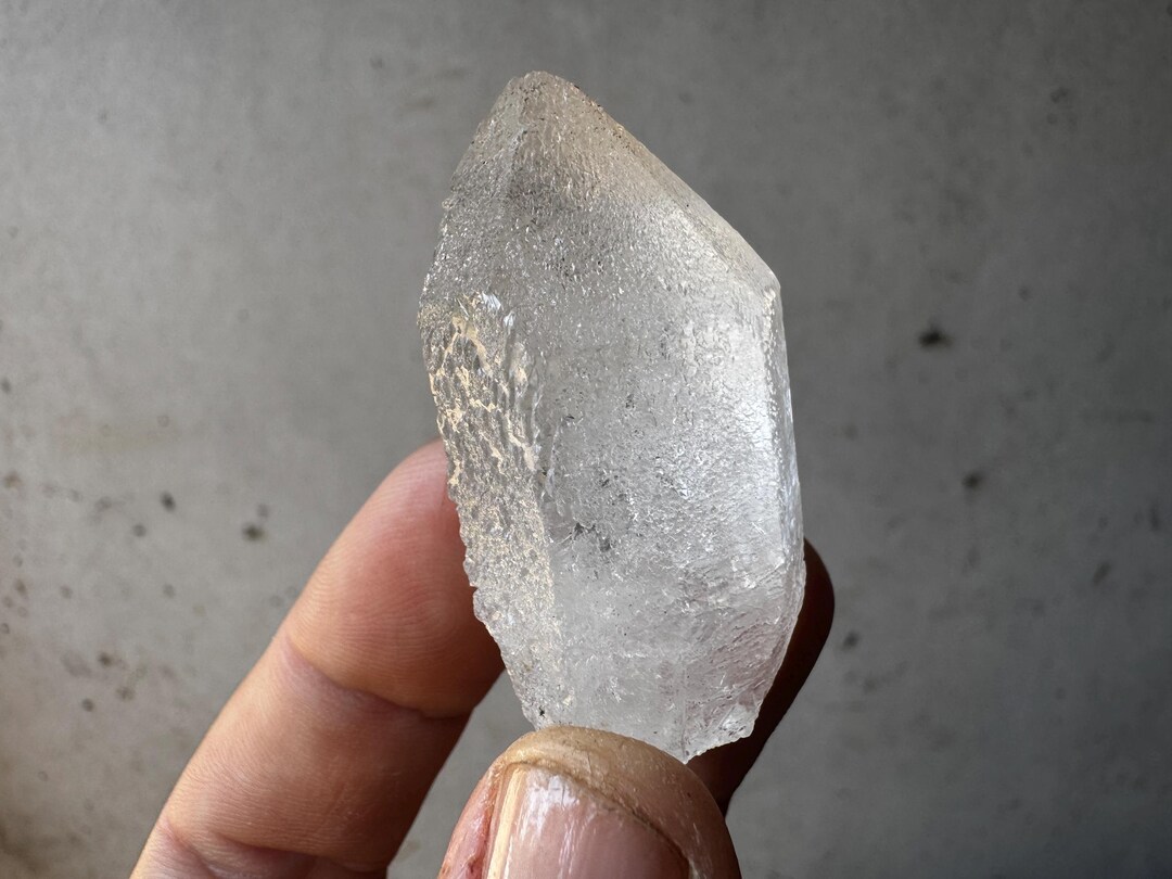Natural Etched Quartz Point With Trigonic Markings High Definition ...