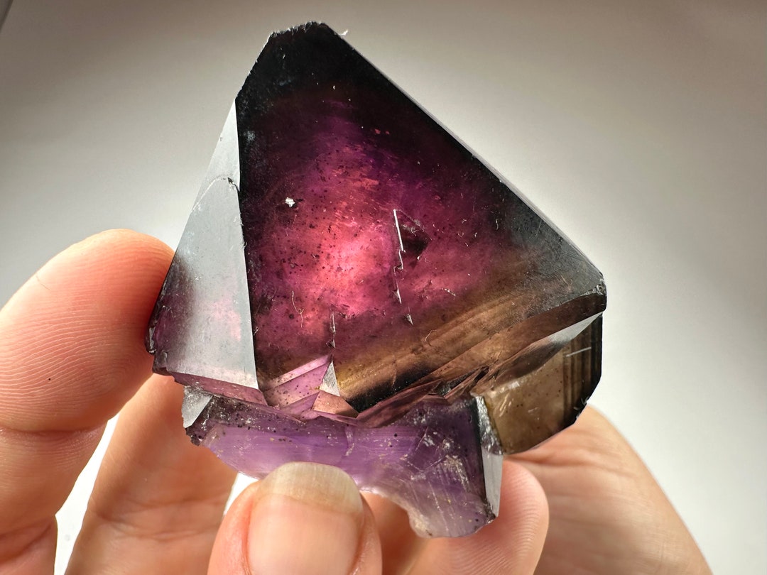 2023 Australian Amethyst From Pilbara Western Australia Wyloo Smoky ...