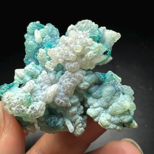 Obi Island Botryoidal Chalcedony With Native Copper Inclusions ...