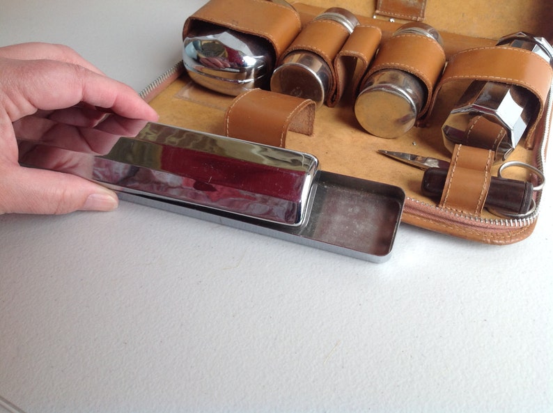 Vintage Mens Toiletry Set Chrome in Leather Case - Etsy UK