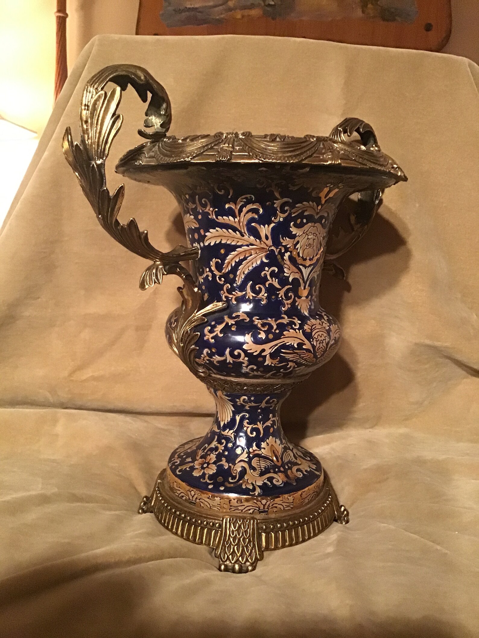 19 Th Century Exquisite Glazed Pottery Vase With Ornate Gilded Shelter ...