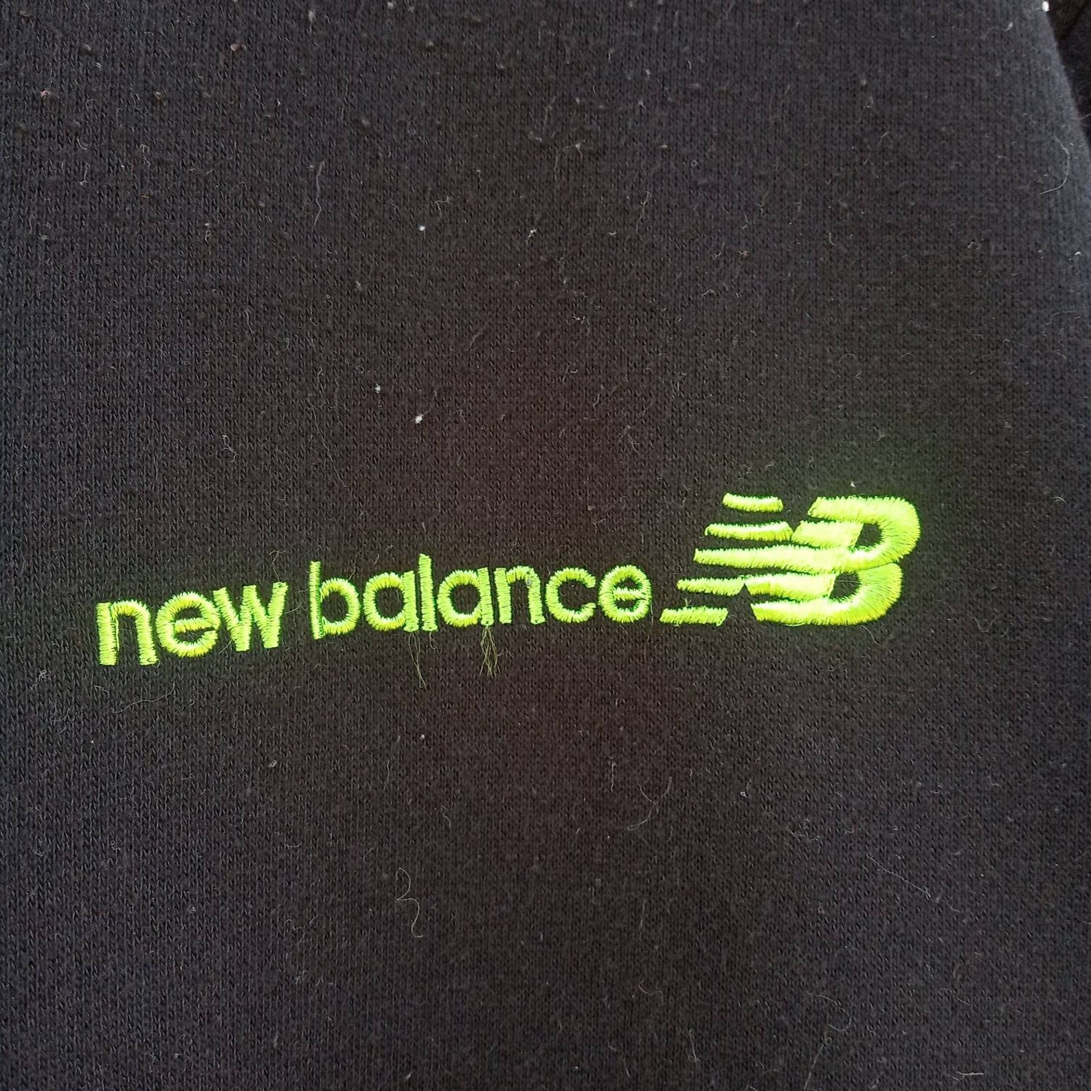 New Balance Embroidery Logo Style Sweatshirts Nice Design Unisex Large ...