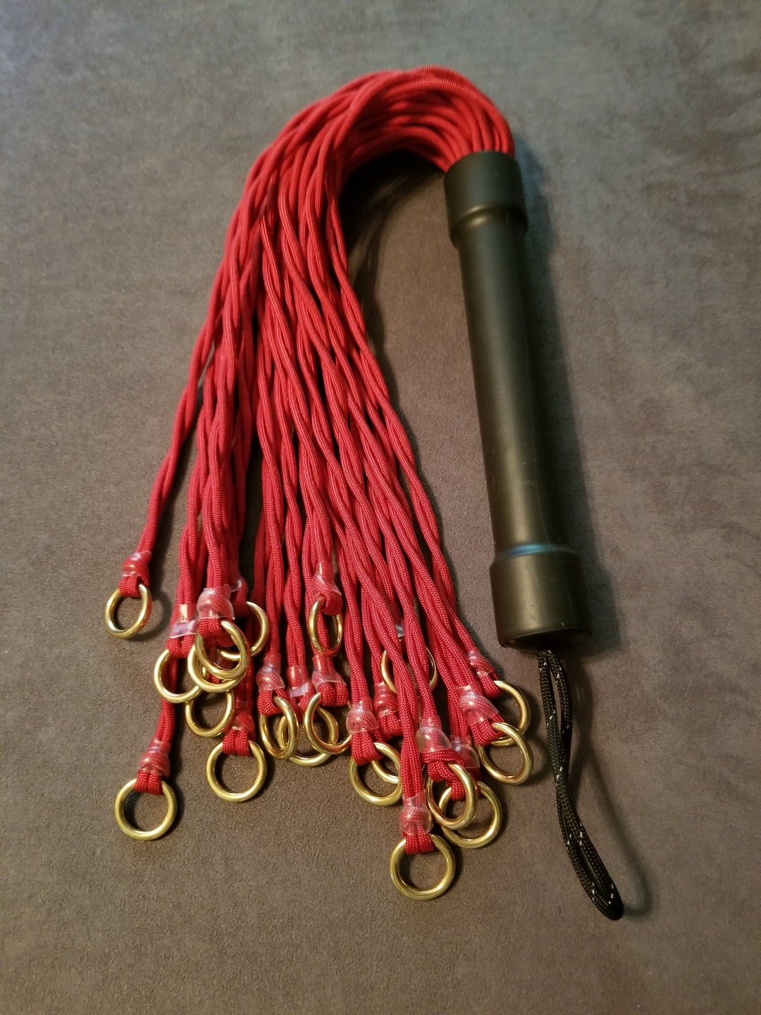 FPMR14B Paracord Flogger 14 Red With Brass Rings and Black Handle ...