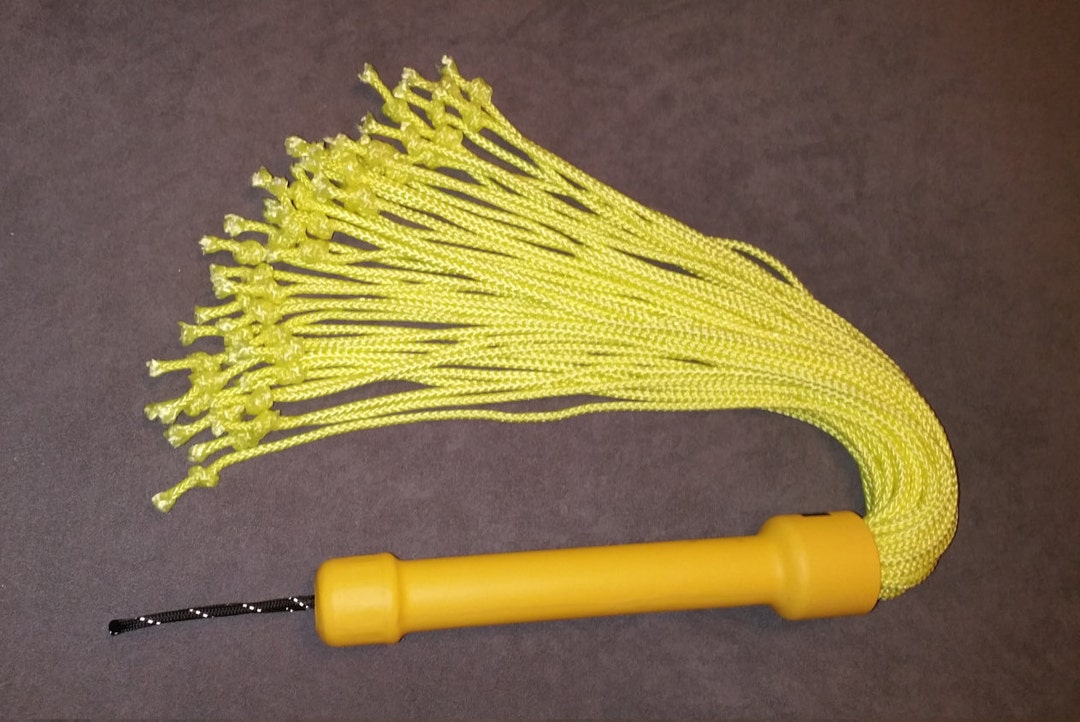FPHK14Y Paracord Flogger 14 Yellow Knotted With a Yellow Handle for ...