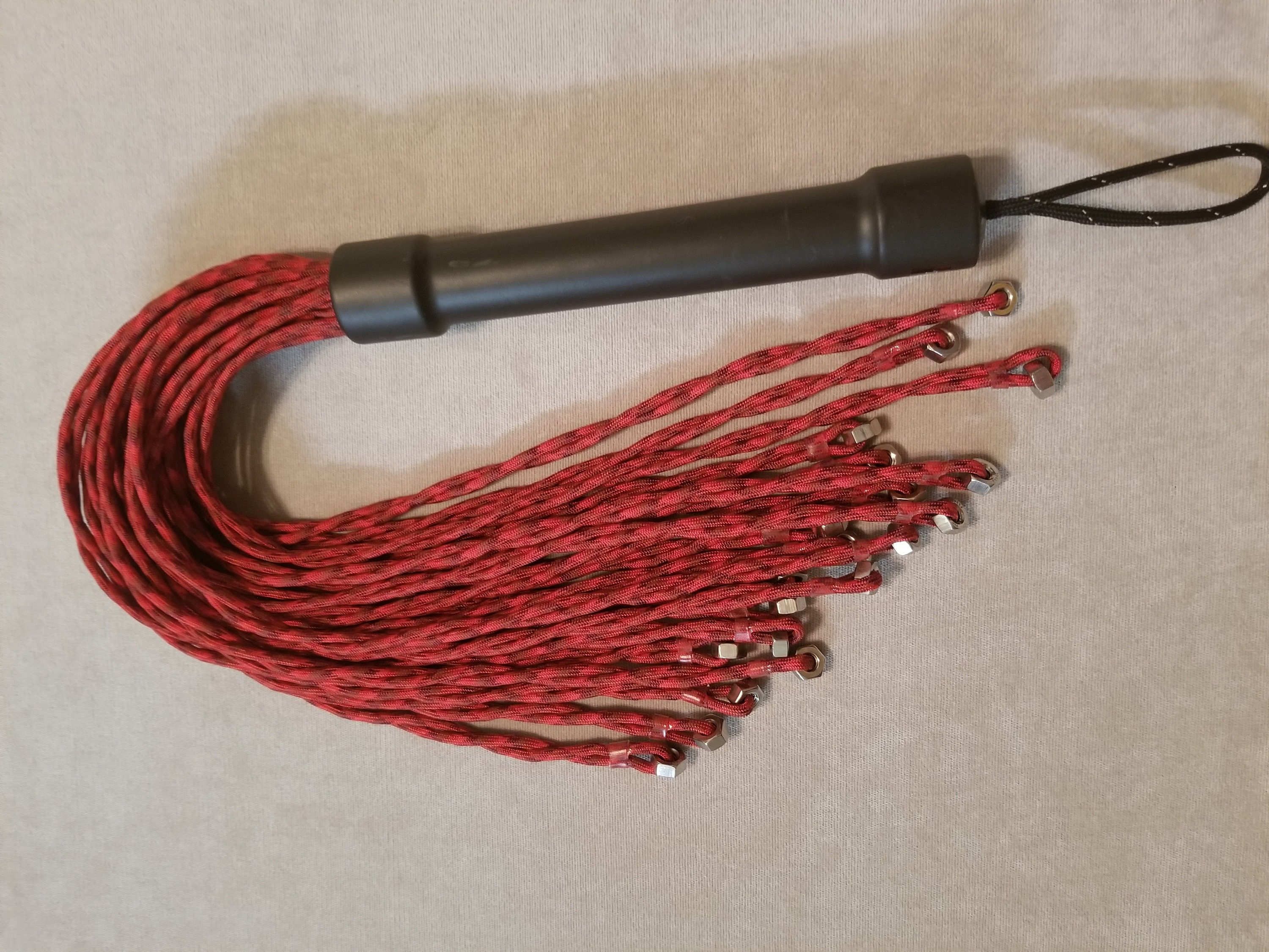 FPSN16B Paracord Flogger 16 Red and Black With Stainless Steel Nuts and ...