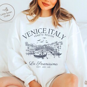 Venice Italy Sweatshirt, Unisex Soft and Comfortable Crewneck Pullover ...