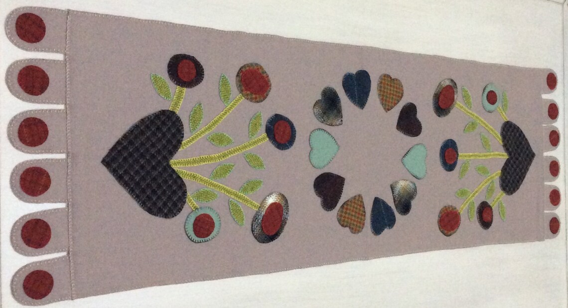 Hearts 'N' Flowers Penny Rug Table Runner (pattern Only) - Etsy