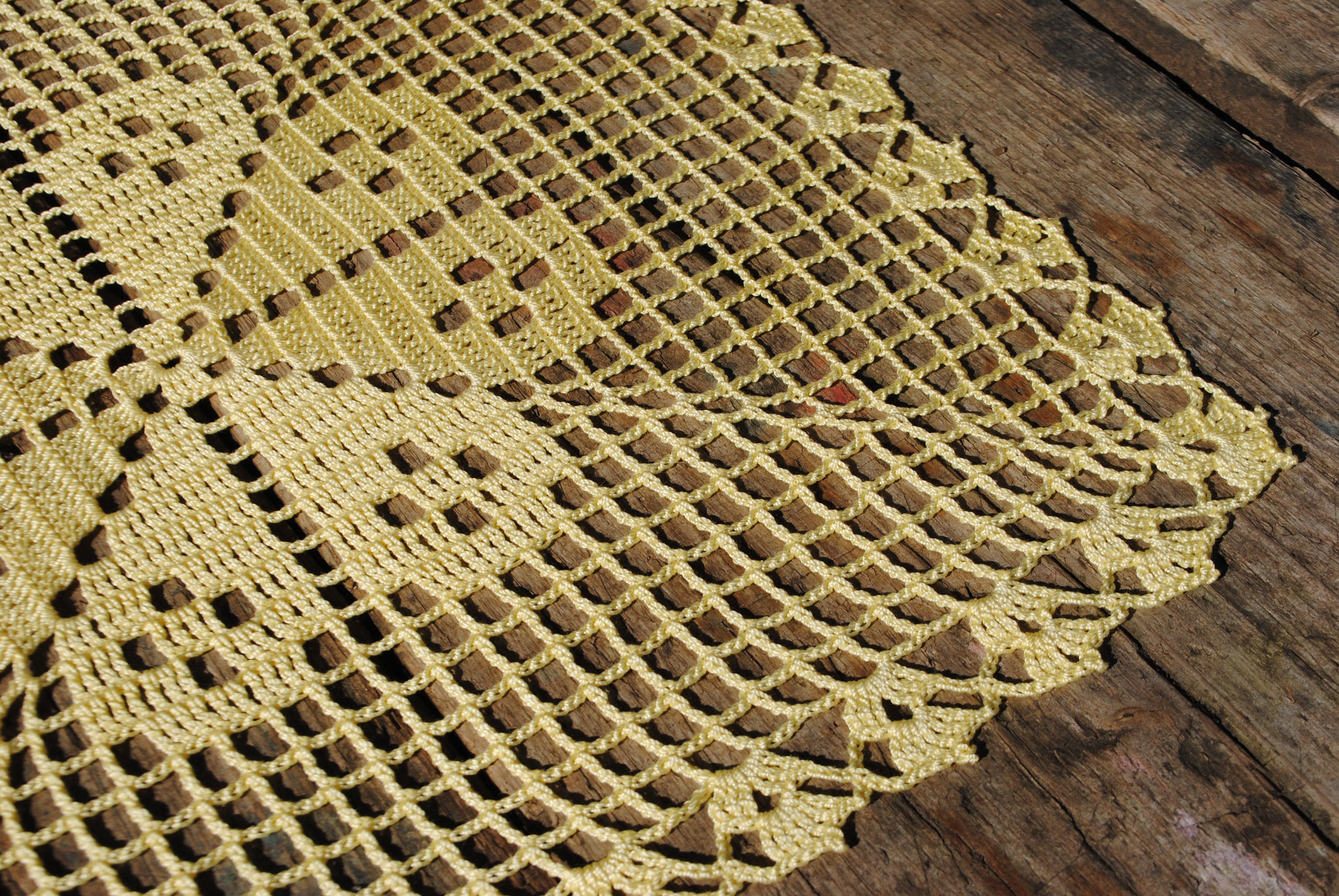 Crochet Doily / Square / Light Yellow color Nr.14 / 1313 Inches 3333 Cm ...