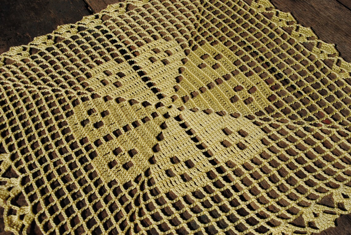 Crochet Doily / Square / Light Yellow color Nr.14 / 1313 Inches 3333 Cm ...