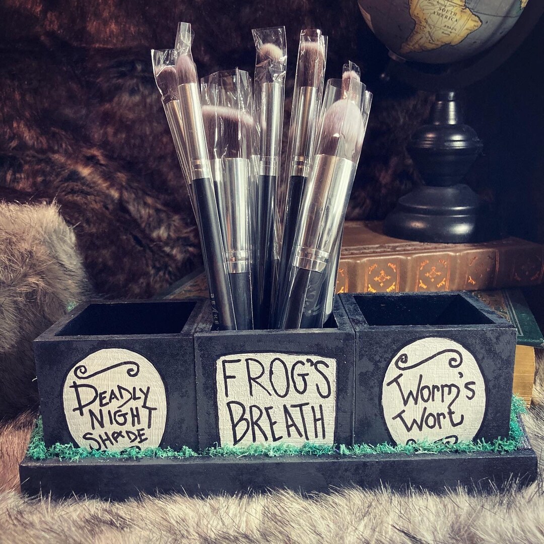 Nightmare Brush Holder - Etsy
