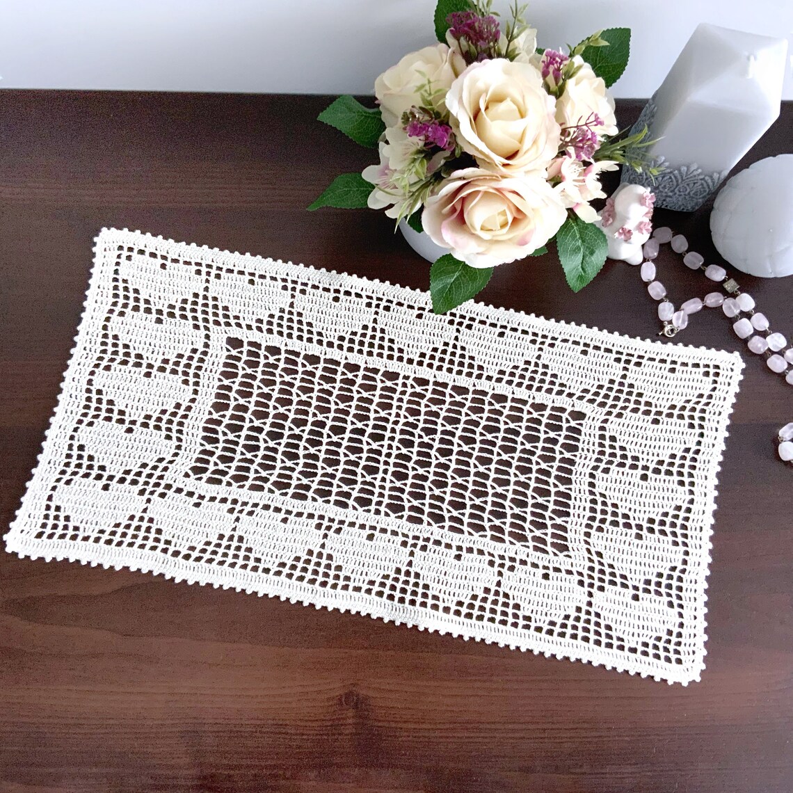 Heart Table Runner Filet Crochet Pattern, Doilies and Table Runners ...