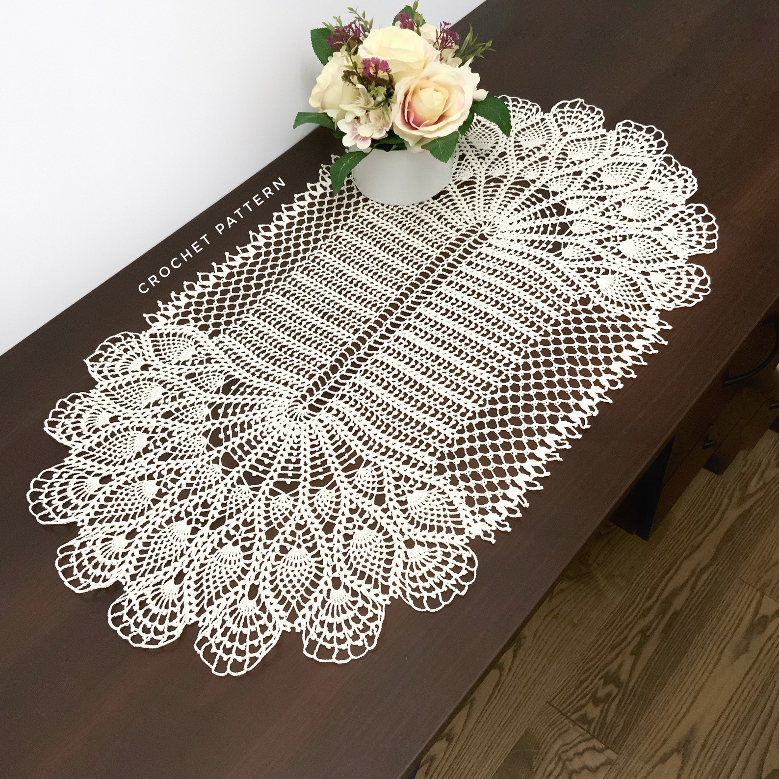 Crochet Pattern Doily, Peacock Feather Oval Doily, Pineapple Doily ...
