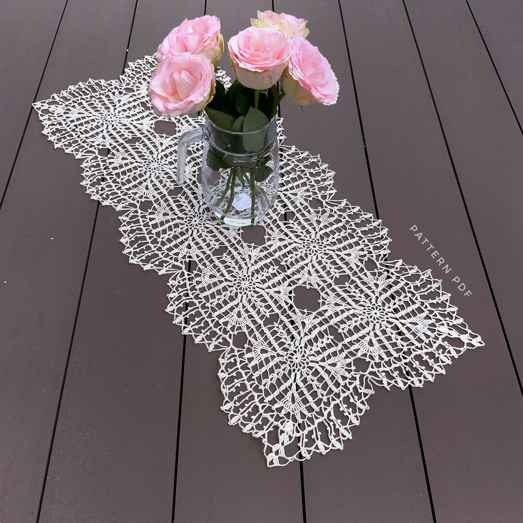 Crochet Pattern Doily of Motifs, Table Runner Pattern, Doilies Crochet ...