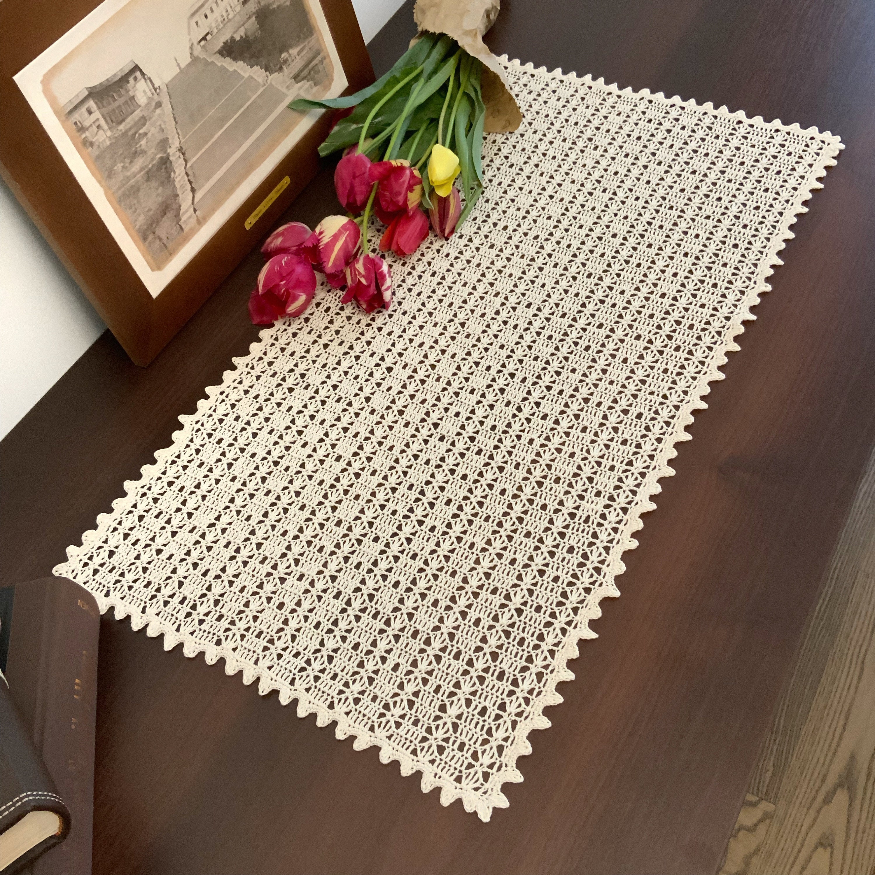 Crochet Pattern Table Runner, Crochet Lace Doilies, Ecru Runner Pattern ...