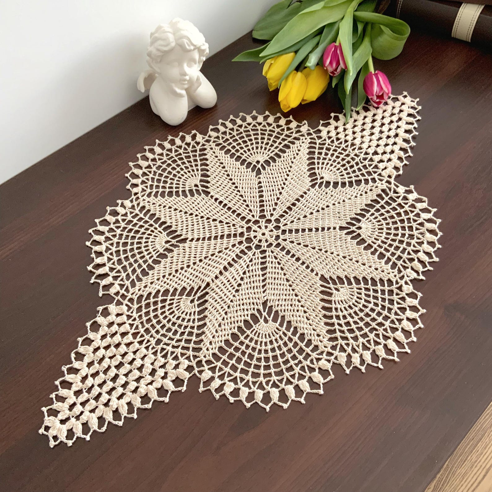 Crochet Pattern Lace Doily - Crochet Oval Doily Patterns - Pineapple ...