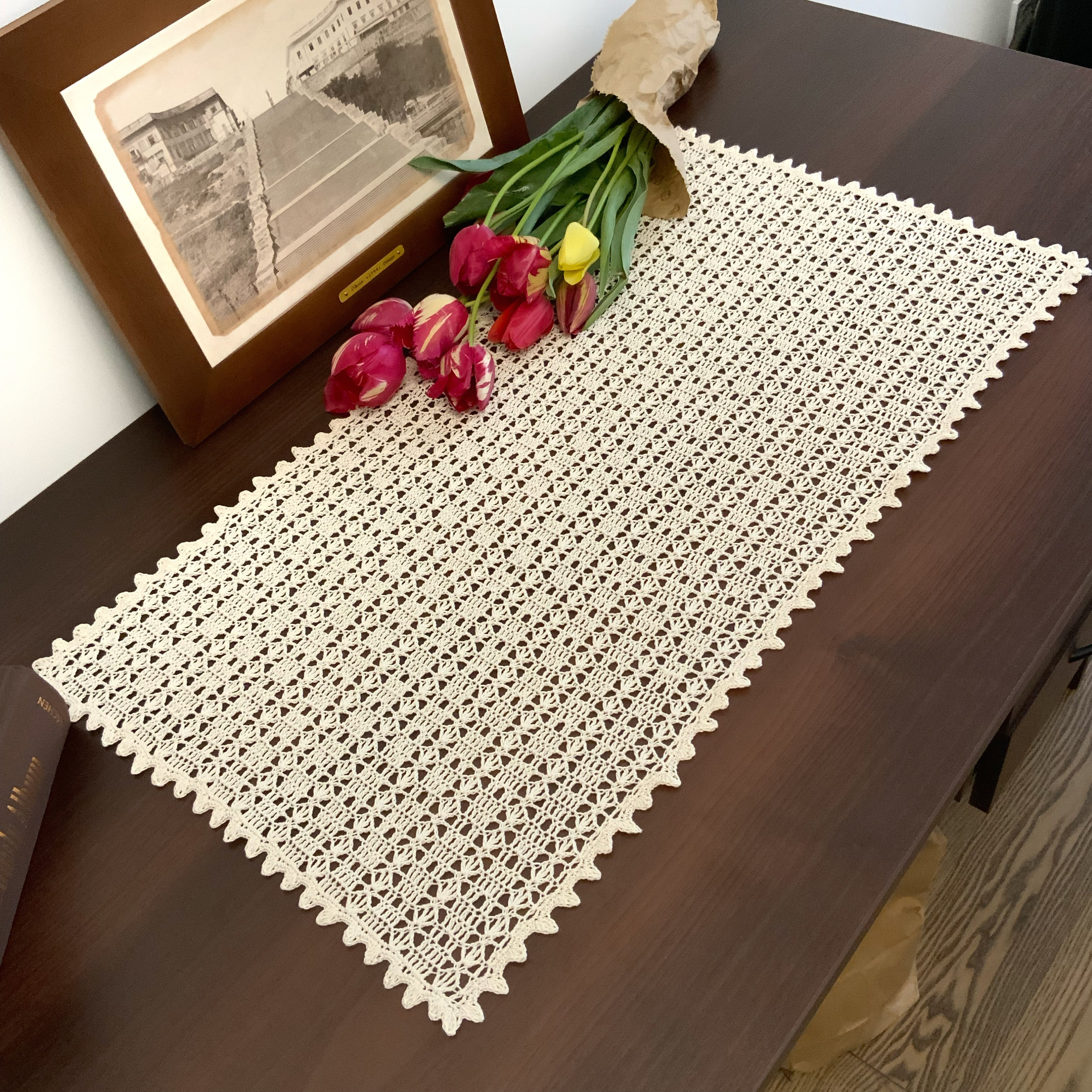Crochet Pattern Table Runner, Crochet Lace Doilies, Ecru Runner Pattern ...
