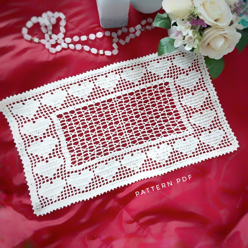 Vintage Heart Lace Table - Etsy