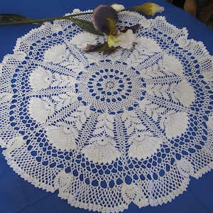 Floral Crochet Doily Pattern, Round Doily Table Center, Doilies 24 Inch ...