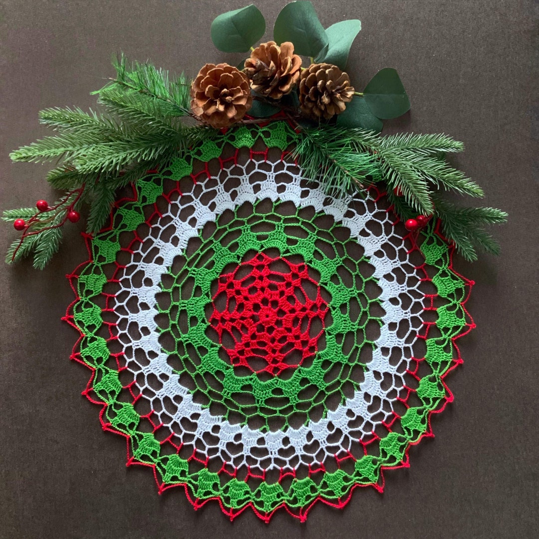 Crochet Pattern Easy Doily - Christmas Crochet Patterns Doily - Table ...