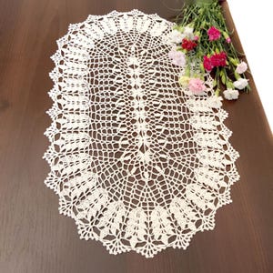Crochet Pattern Oval Tablecloth, Crochet Doily Table Runner Pattern ...