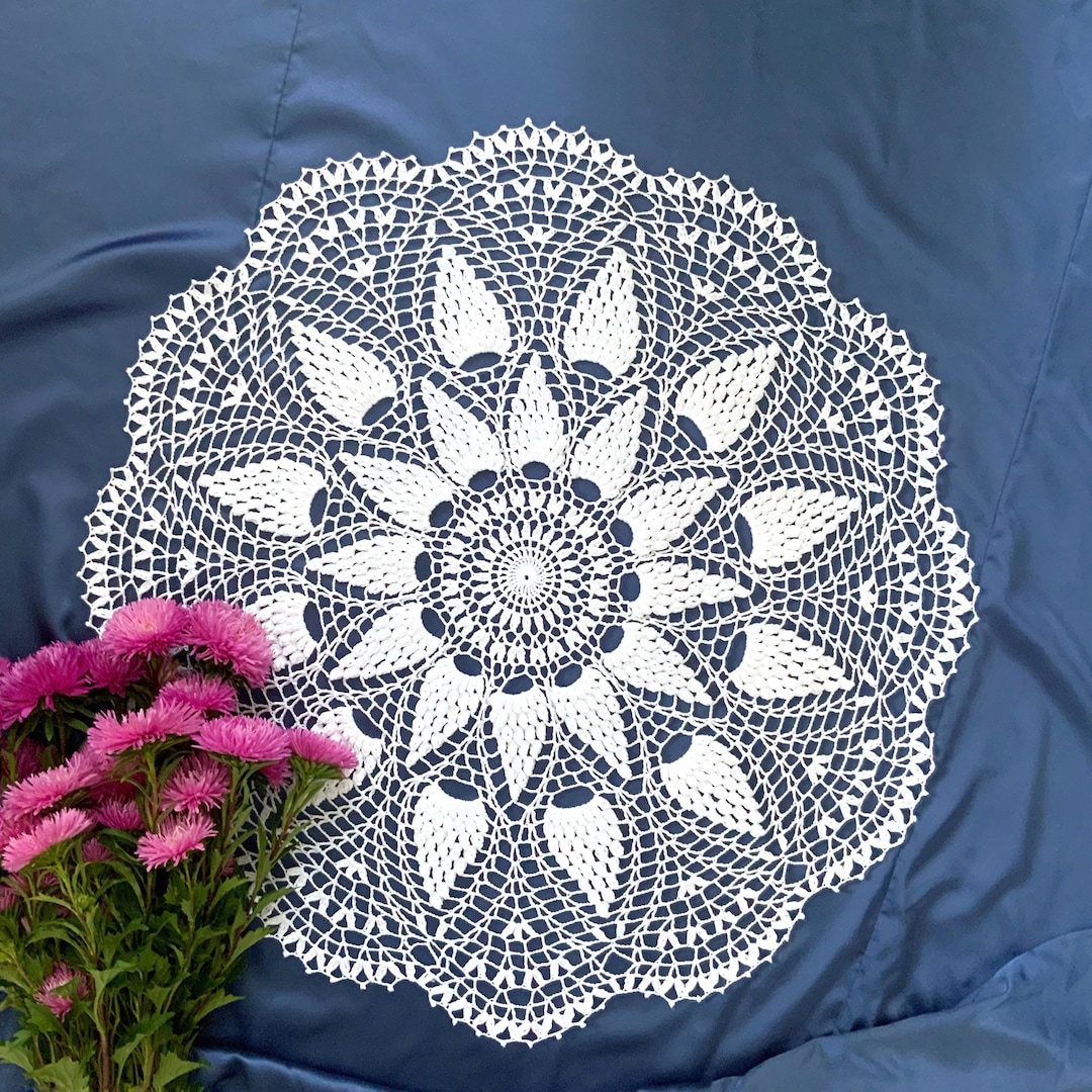Pineapple Crochet Doilies Patterns- Large Centerpiece Crochet Doily ...