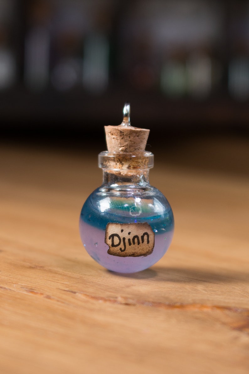 Potion Bottle Necklace - the Witcher Collection #1 - Glow in the Dark ...