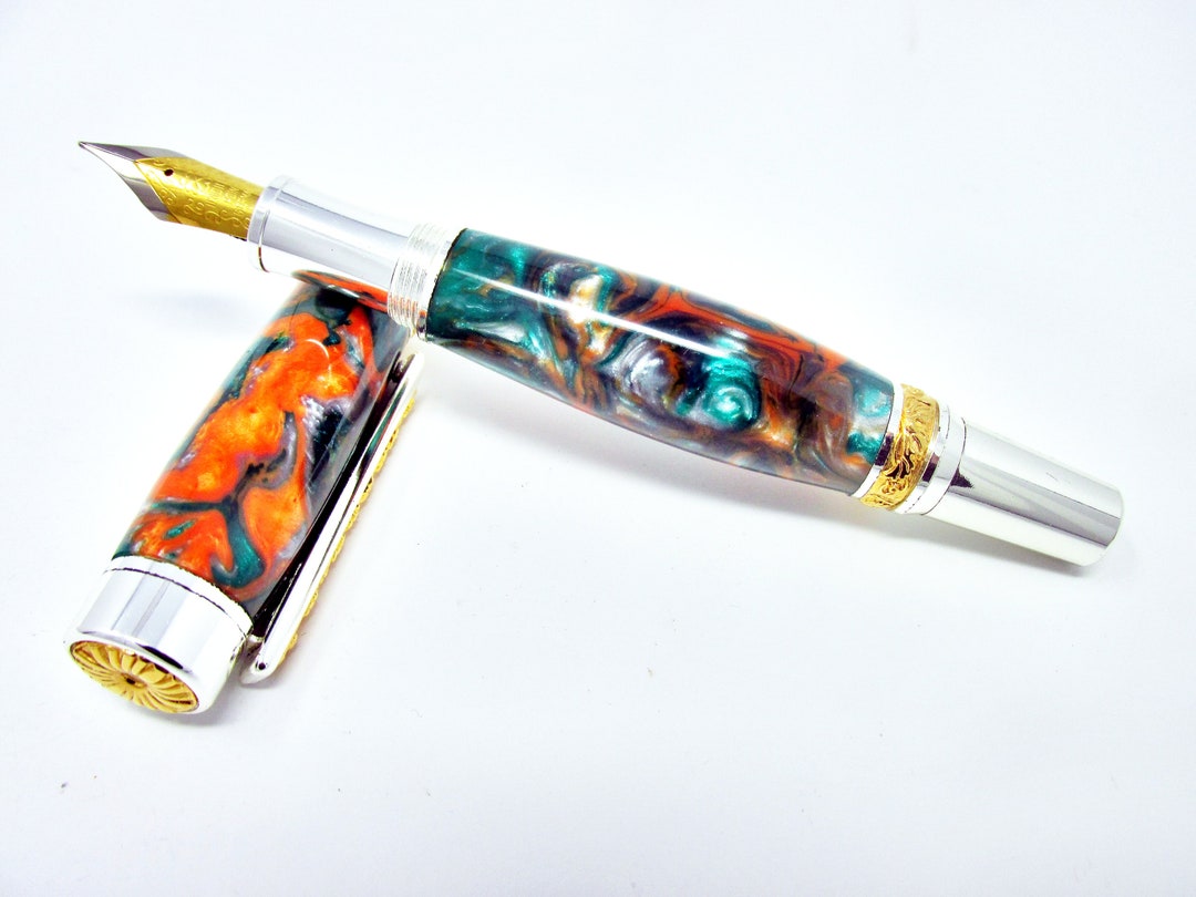 Cambridge Hybrid Silver Venom Fountain Pen With Titanium Gold Accents ...