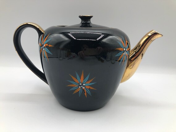 MCM Teapot and four cups Home & Living Kitchen & Dining etna.com.pe