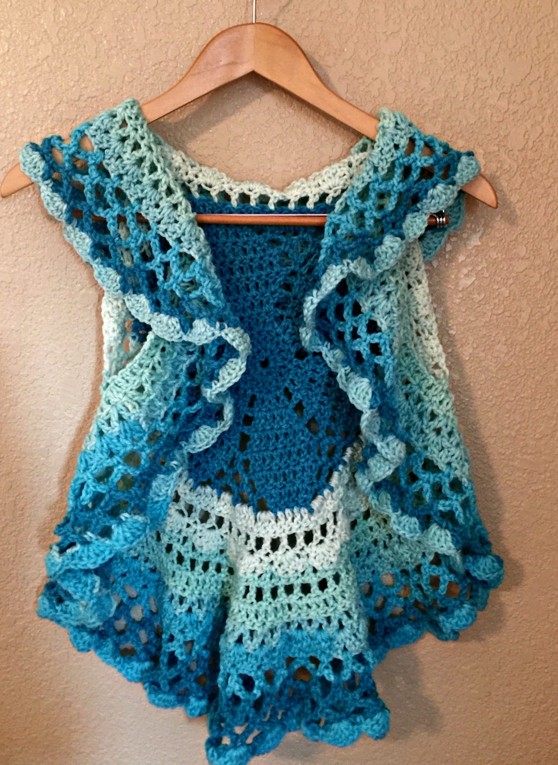 Girl's Circle Vest Crochet Pattern - Etsy